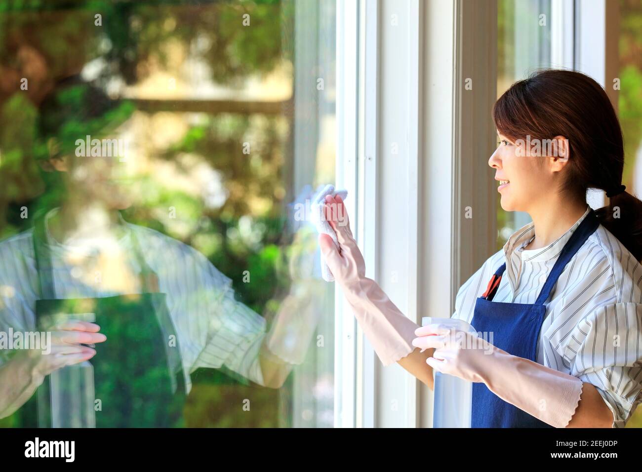 Windows 39 hi-res stock photography and images - Alamy