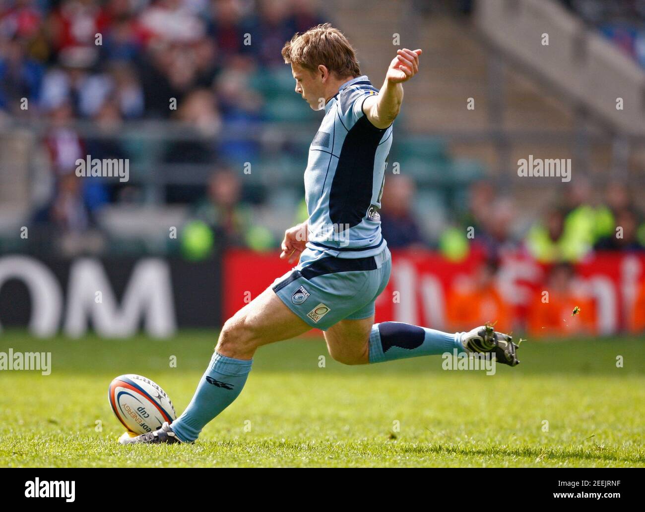 Cardiff blues ben blair kicks a penalty hi-res stock photography and ...