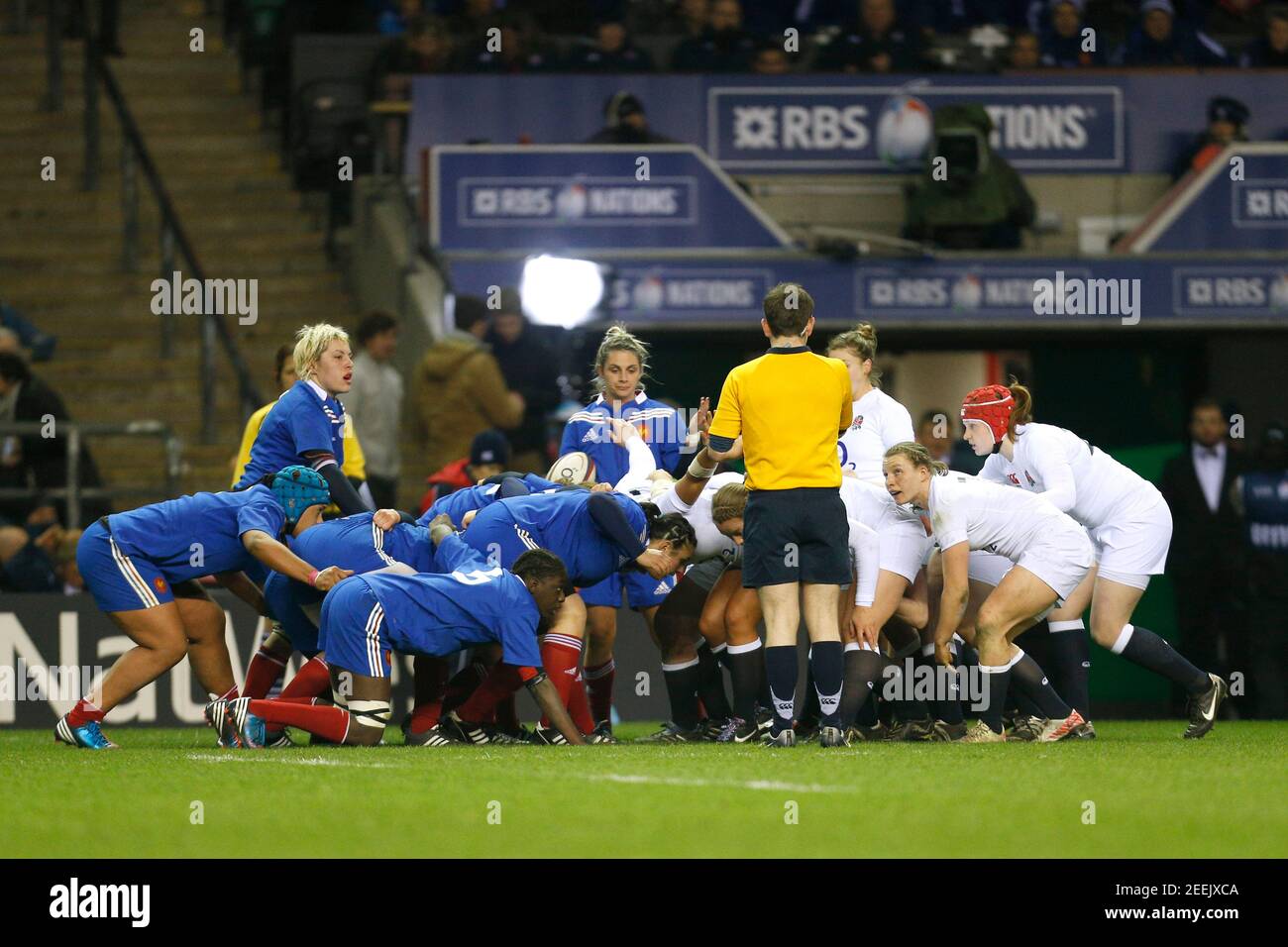 Womens Rugby Scrum High Resolution Stock Photography and Images - Alamy