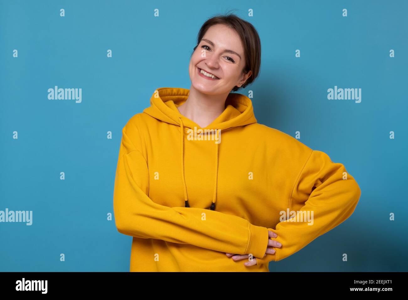 Female laughing mouth wide open hi-res stock photography and images - Alamy
