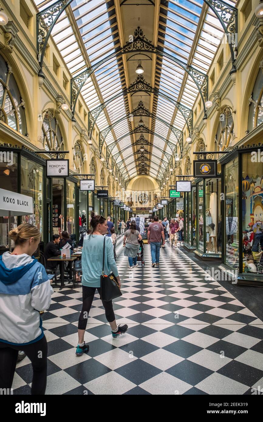 People walk through The Block Arcade in Melbourne, Australia Stock ...