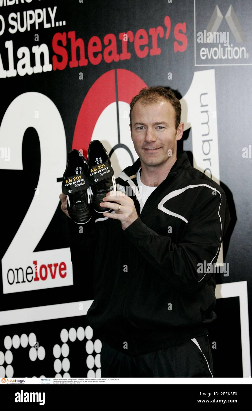 Mark shearer hi-res stock photography and images - Alamy