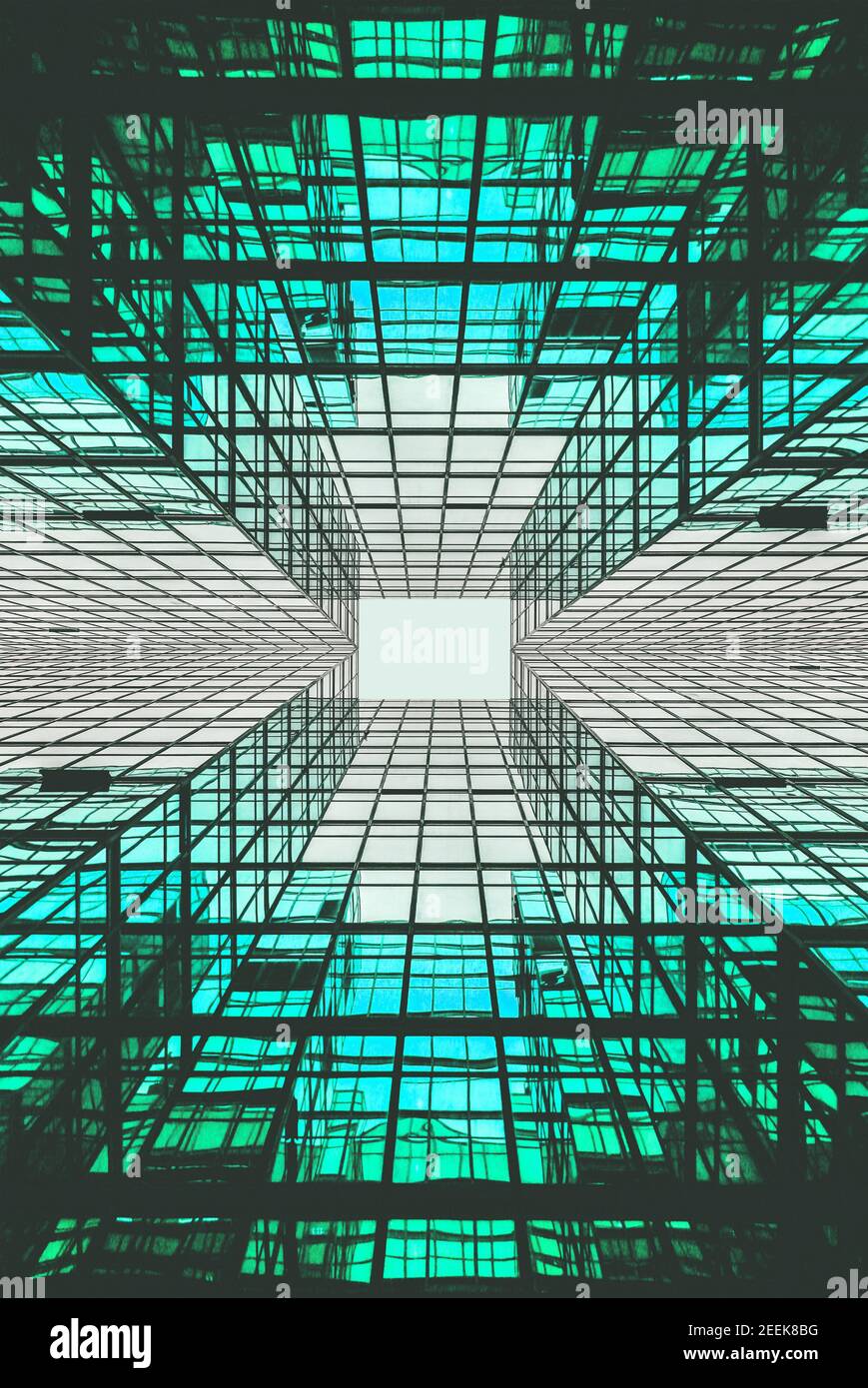 Green glass building hi-res stock photography and images - Alamy