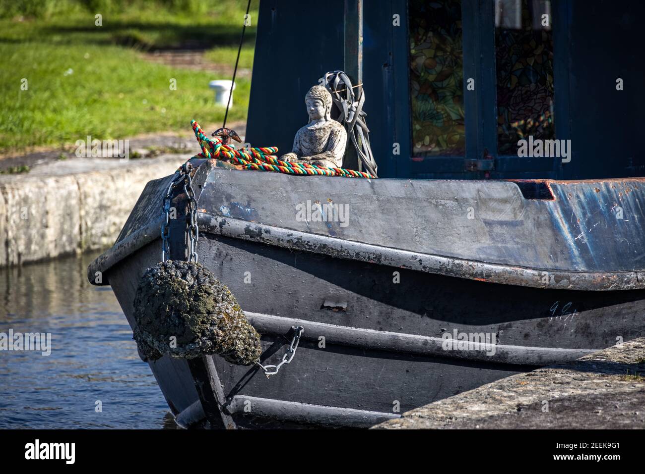 Statue on boat Stock Photo - Alamy