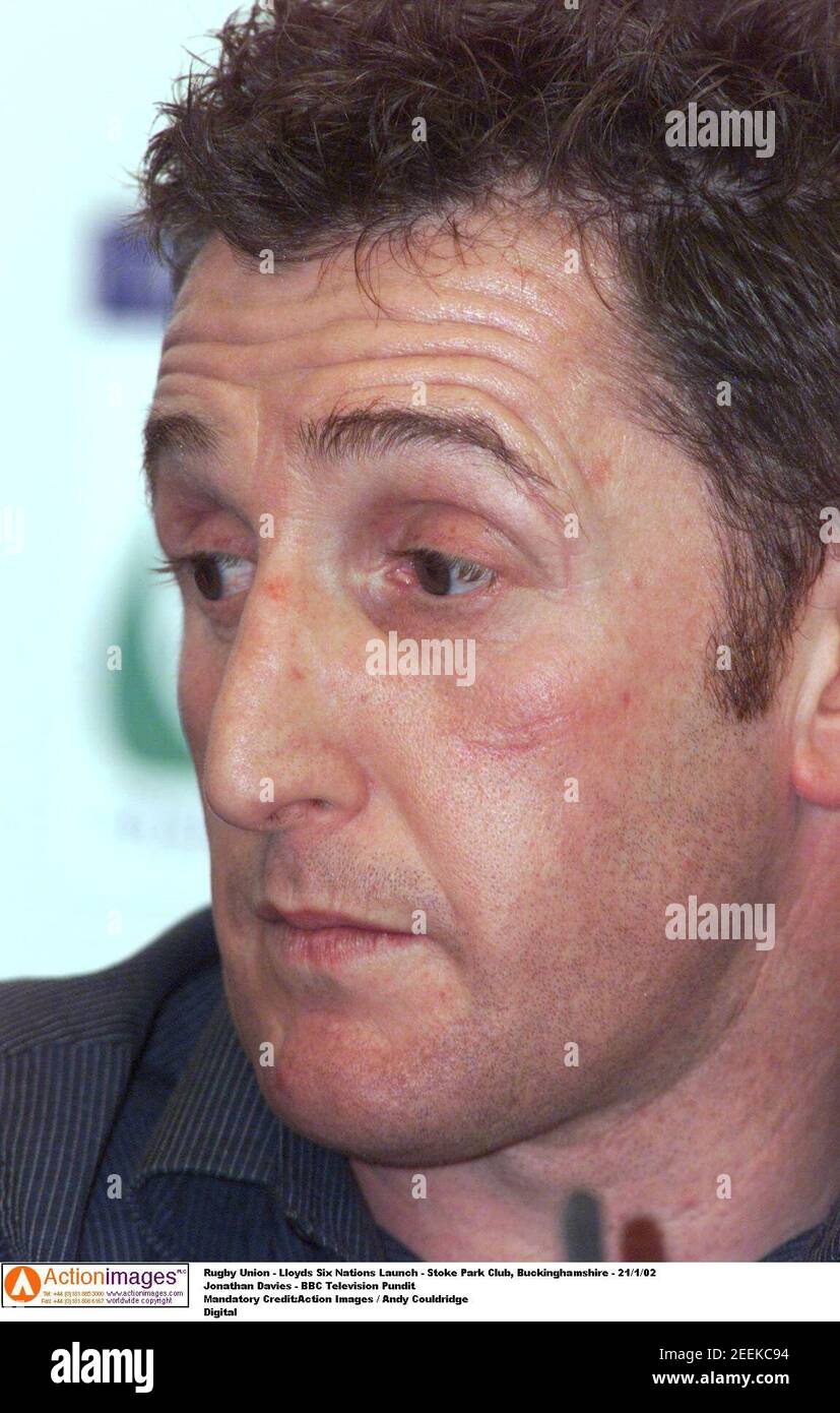 Jonathan davies rugby bbc hi-res stock photography and images - Alamy