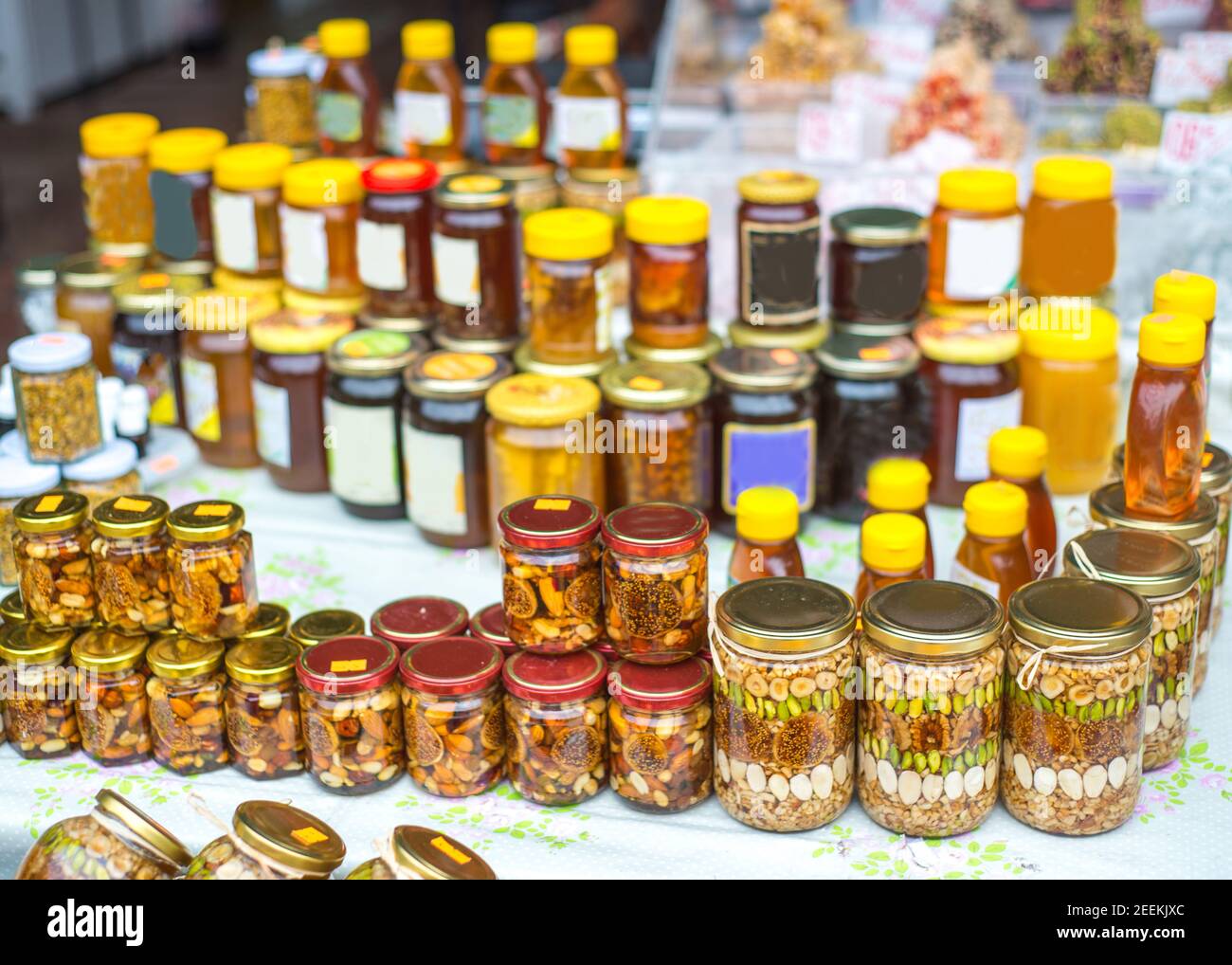 Jam jars display market hi-res stock photography and images - Alamy