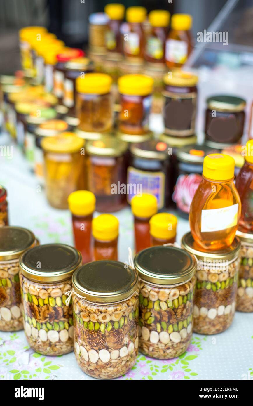 Jam jars display market hi-res stock photography and images - Alamy