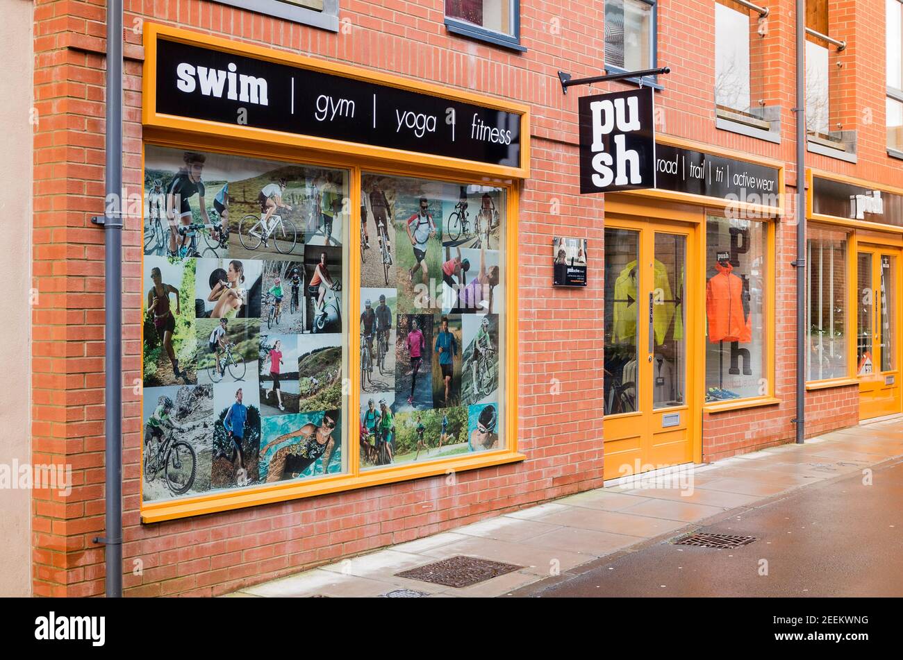 Retail lifestyle hi-res stock photography and images - Alamy