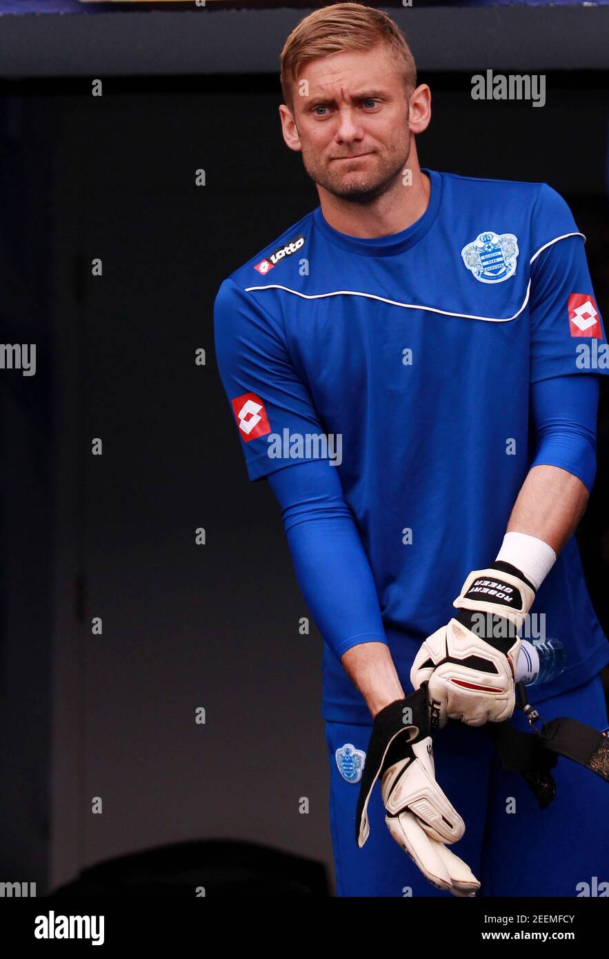 Queens park rangers training hi-res stock photography and images - Alamy