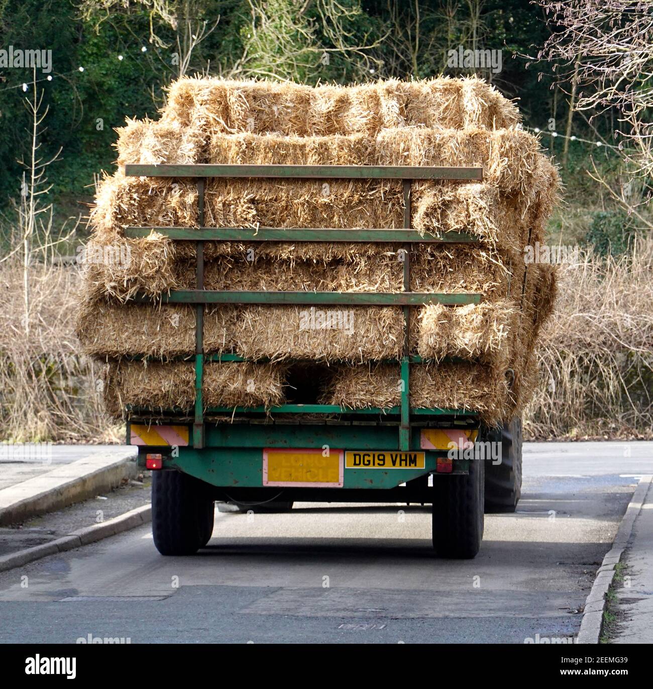 Hay lorry hi-res stock photography and images - Alamy