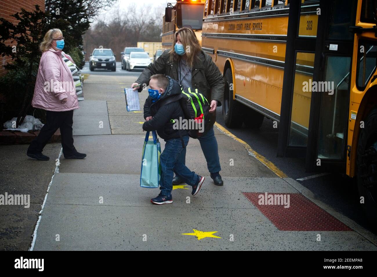 Mary spreads hi-res stock photography and images - Alamy