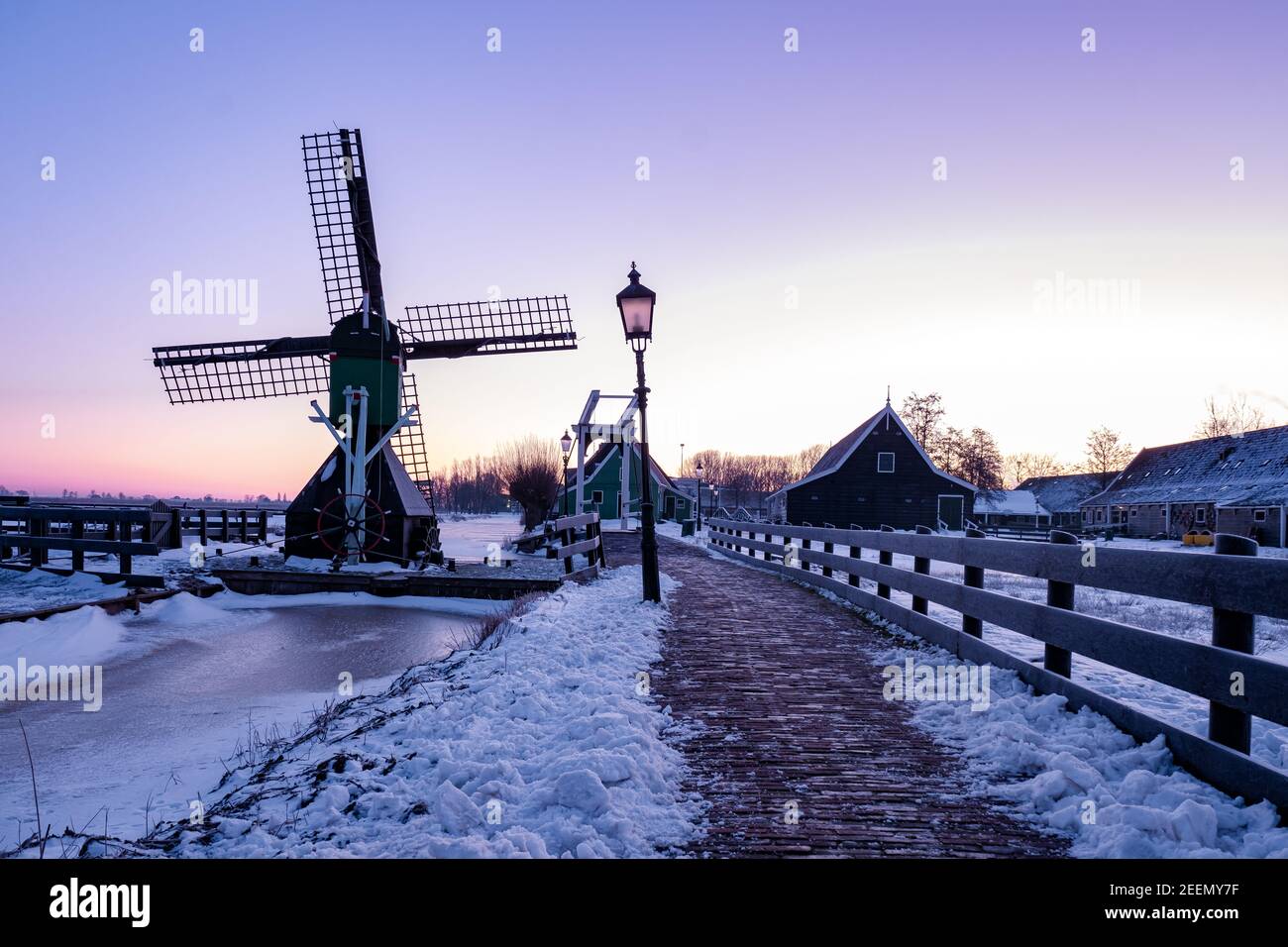Typical House Of Zaandam High Resolution Stock Photography and Images ...