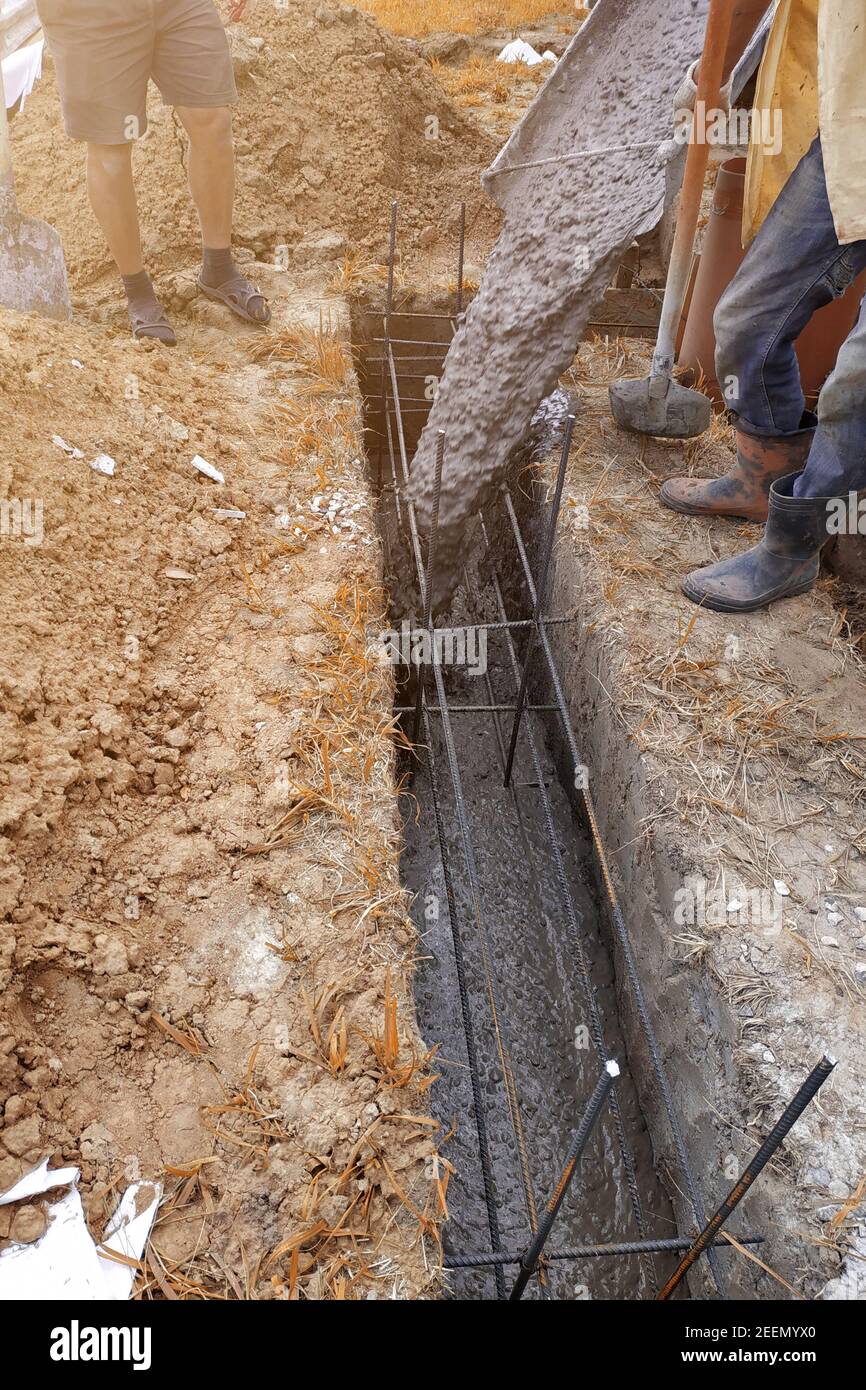 Pouring concrete into a trench hi-res stock photography and images - Alamy