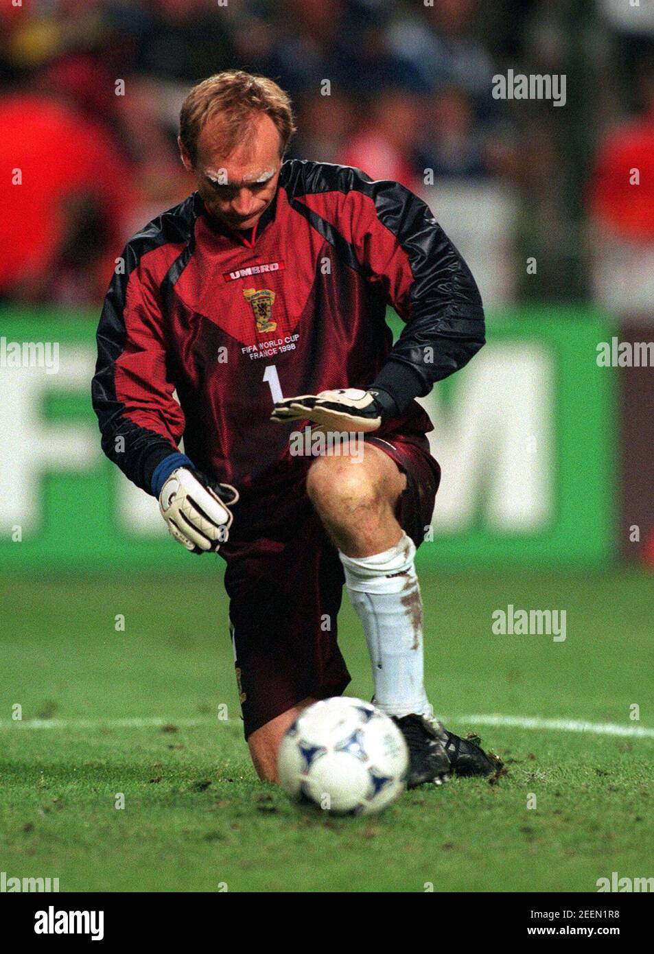 Jim leighton hi-res stock photography and images - Alamy