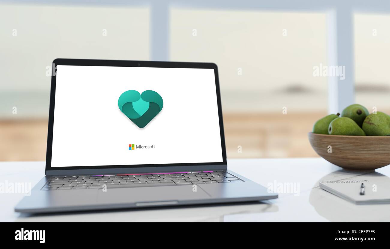 Microsoft family safety logo hi-res stock photography and images - Alamy
