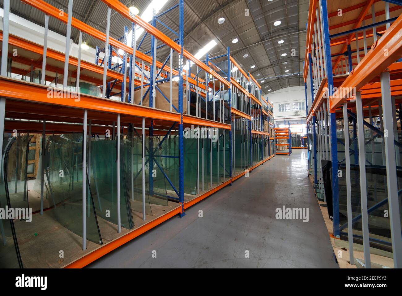 Glass industry stack warehouse hi-res stock photography and images - Alamy
