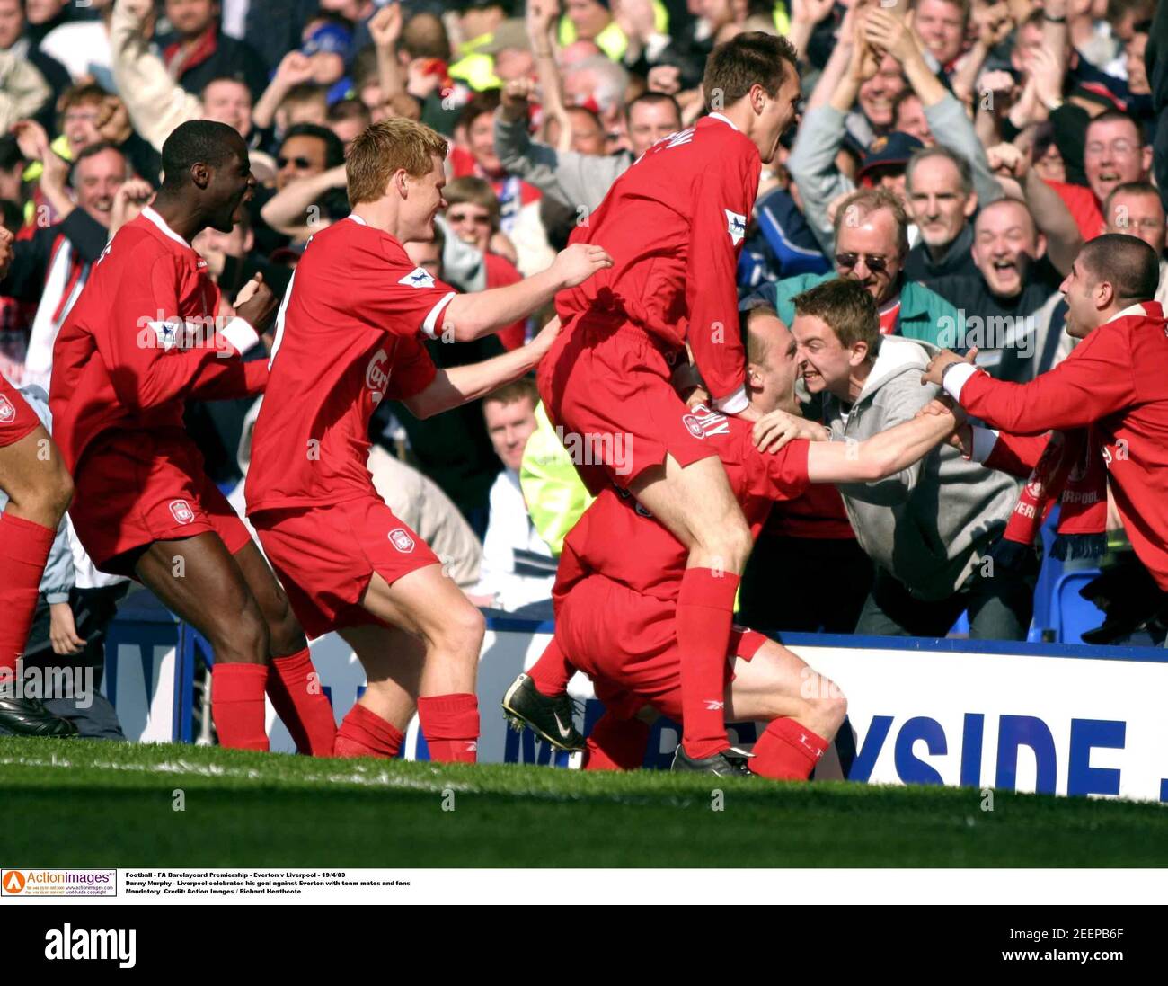 Danny murphy liverpool celebrates hi-res stock photography and images ...
