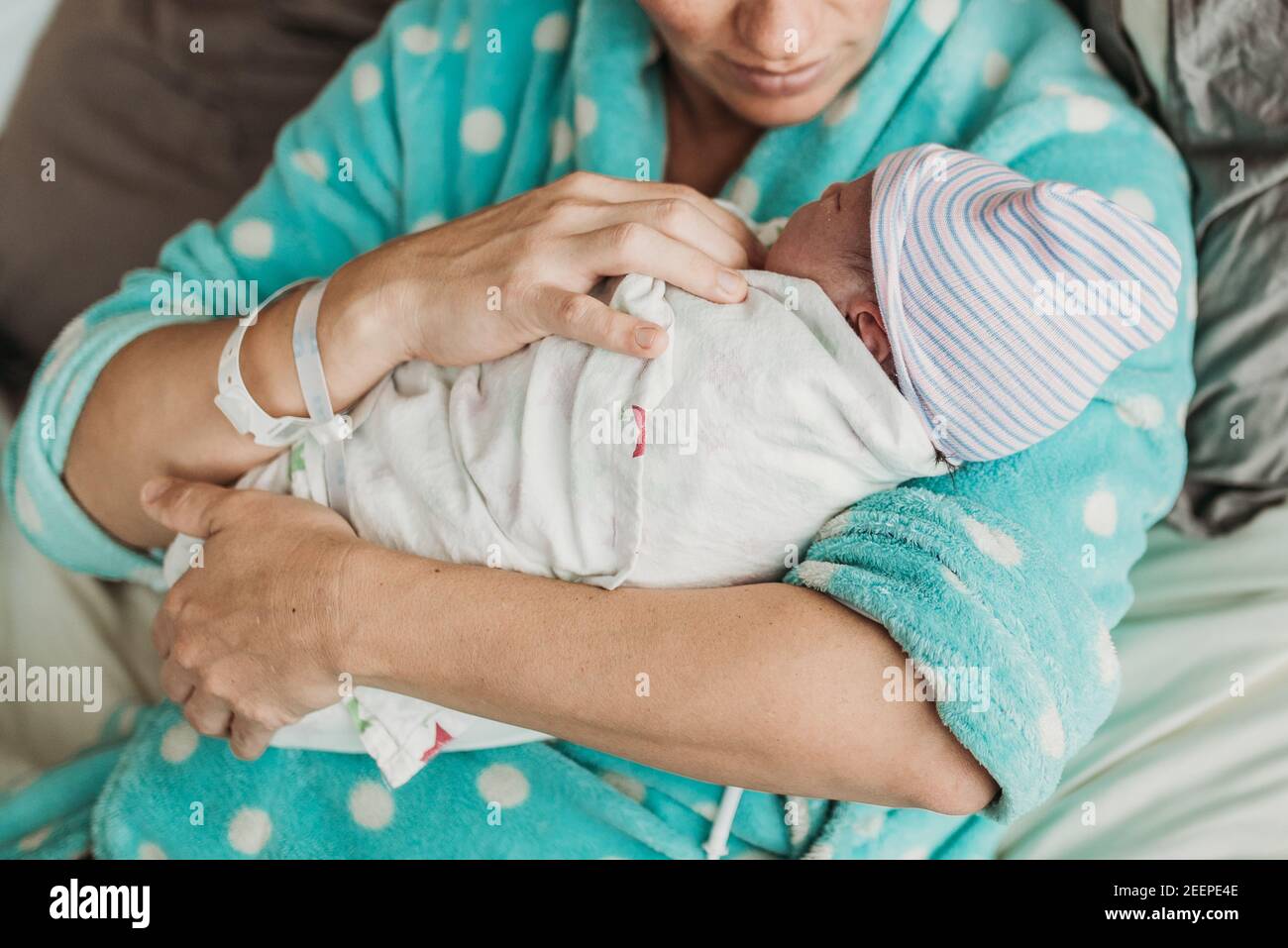 Newborn baby right after delivery hi-res stock photography and images ...