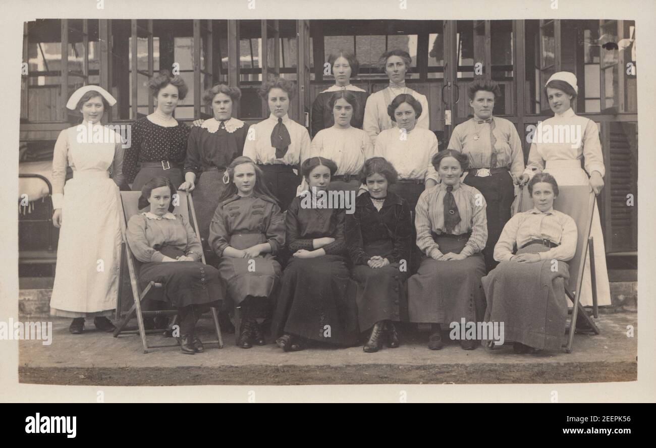 Early nhs nurses hi-res stock photography and images - Alamy