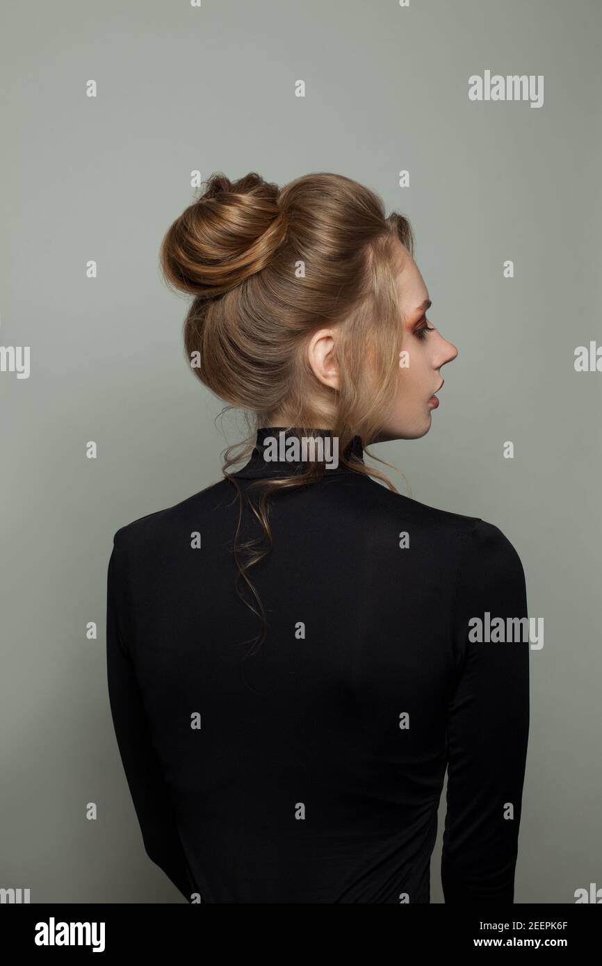 Young woman profile back hi-res stock photography and images - Alamy