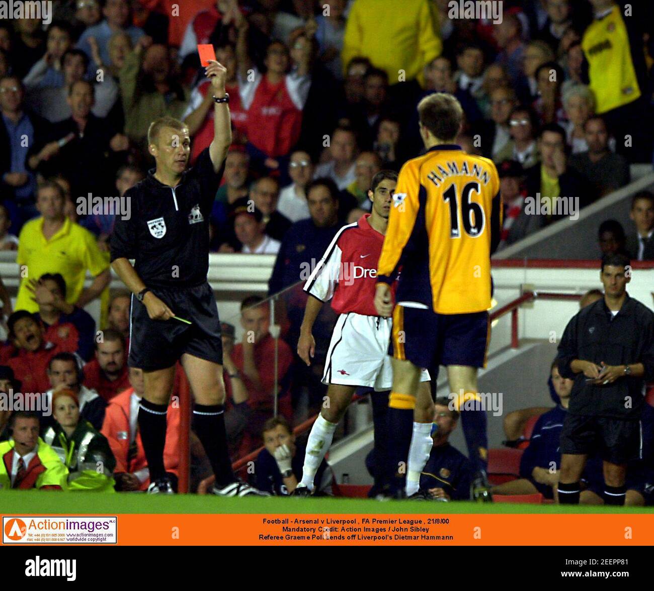 Graham poll premier league referee hi-res stock photography and images ...