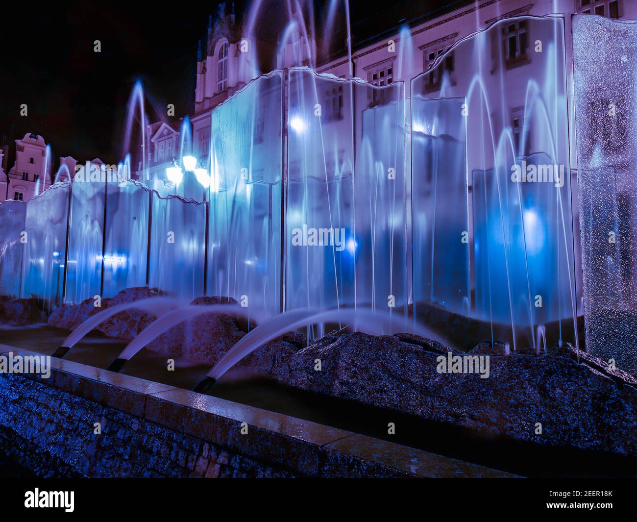 Water fountain modern design hi-res stock photography and images - Alamy