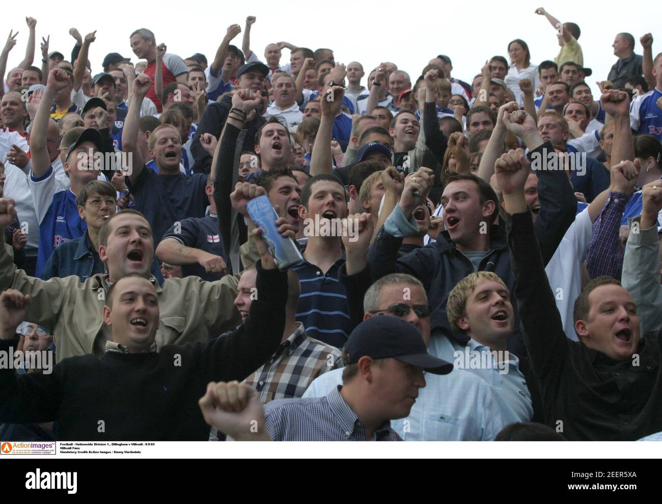 Millwall Fans High Resolution Stock Photography and Images - Alamy