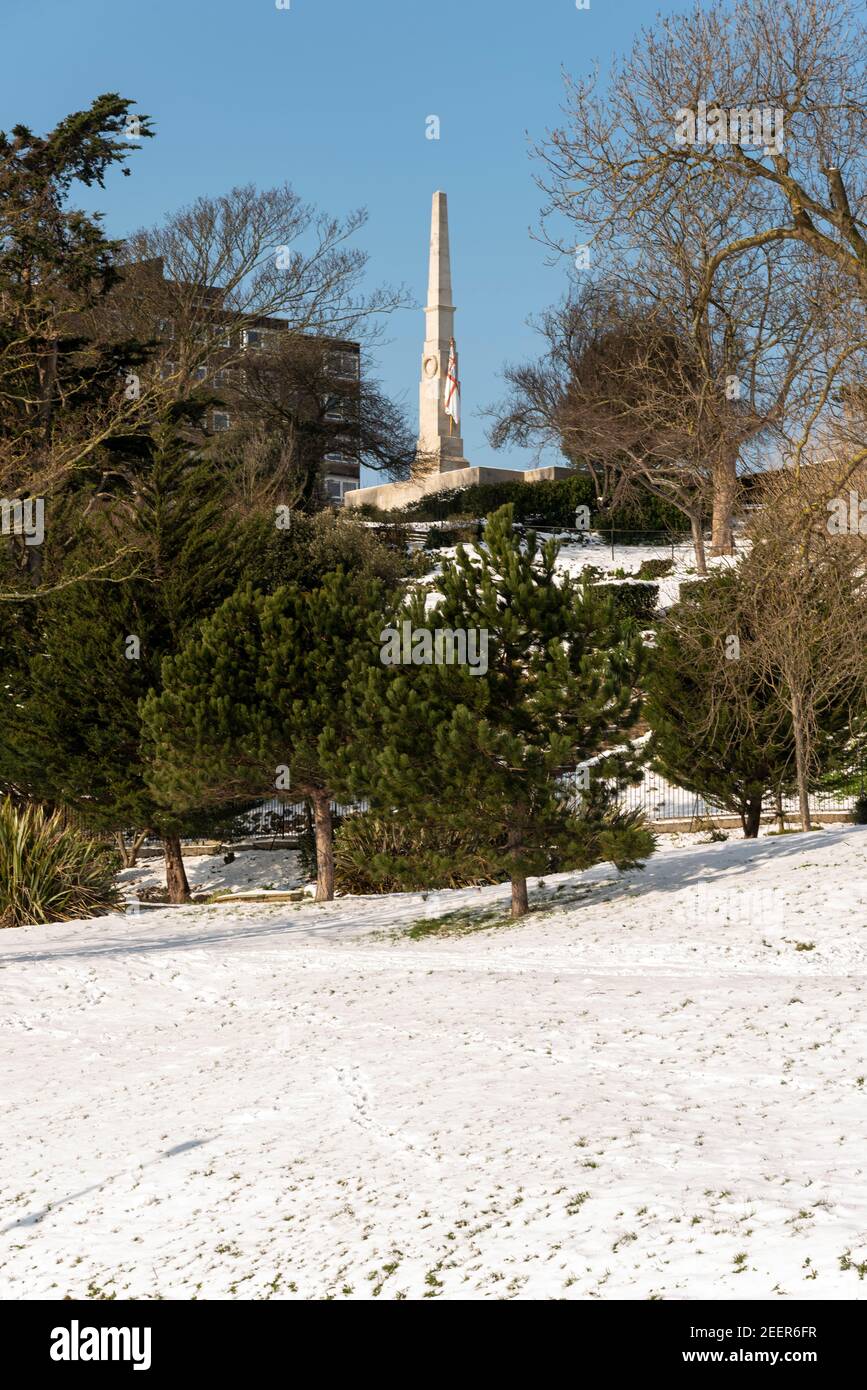 Southend War Memorial, cenotaph, on the cliffs at Southend on Sea ...