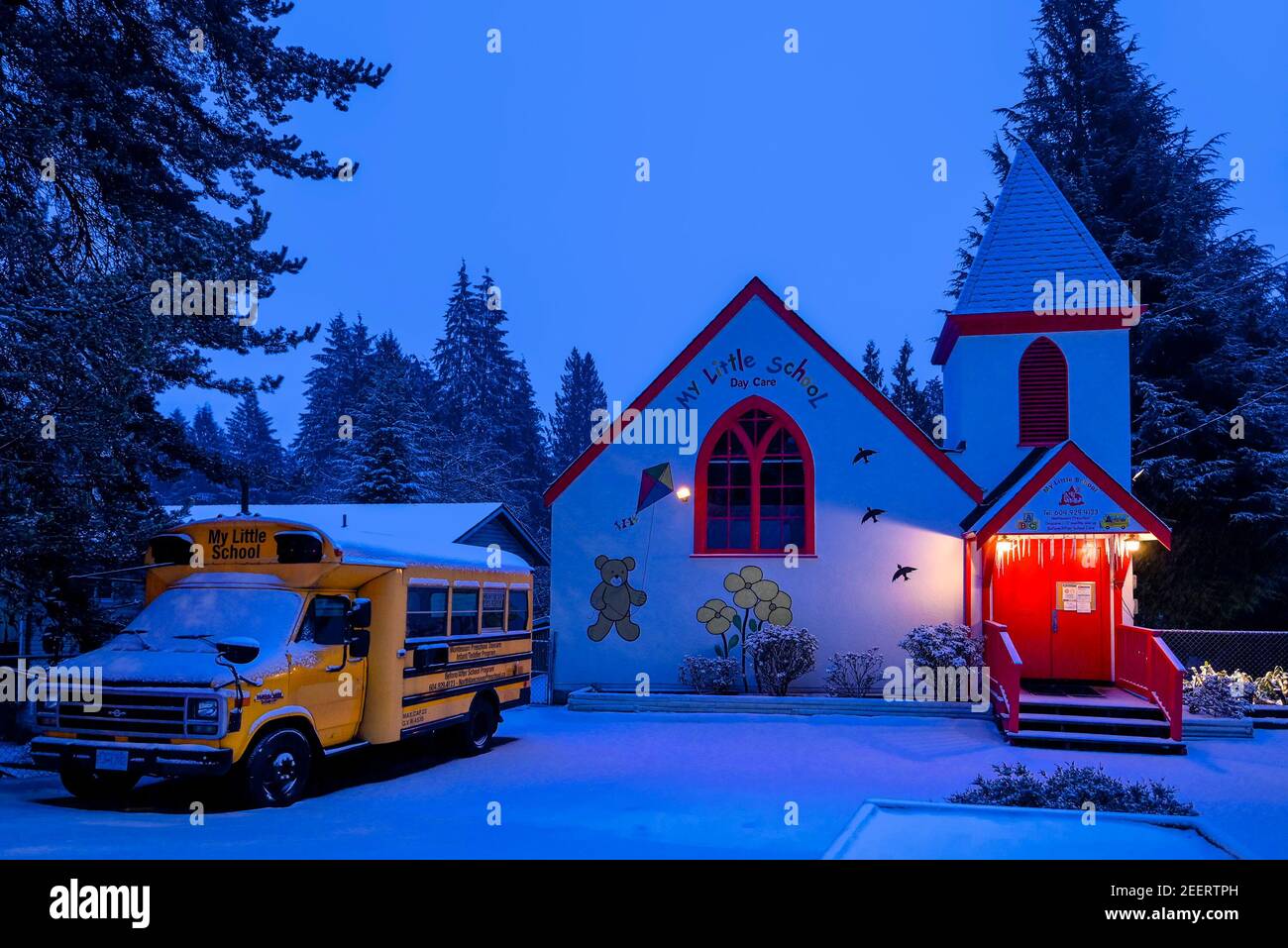 The little school hi-res stock photography and images - Alamy