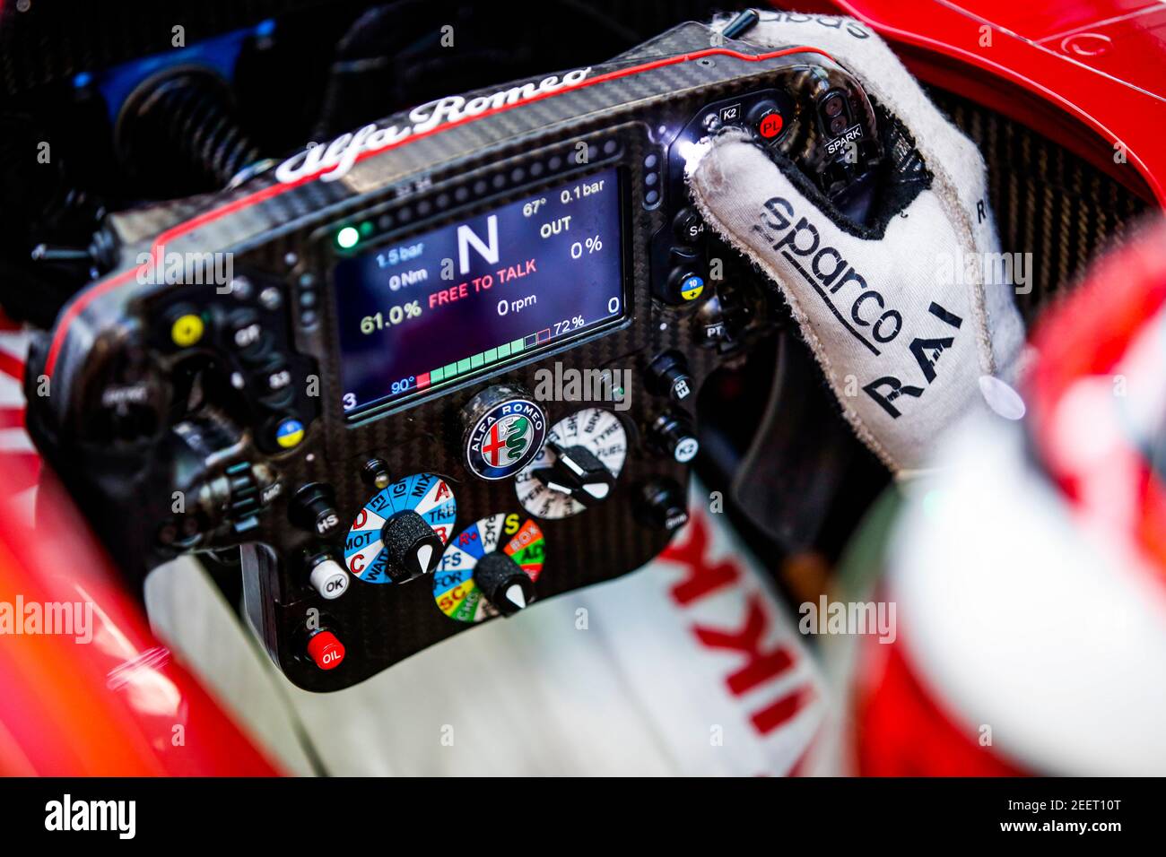 RAIKKONEN Kimi (fin), Alfa Romeo Racing ORLEN C39, portrait steering ...