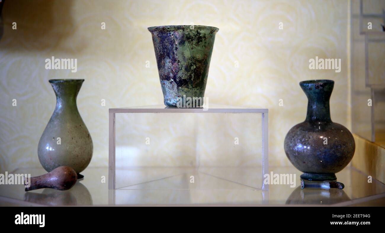 Roman Period (30 BC-330 AD). Roman glass. Pamukkale Hierapolis ...