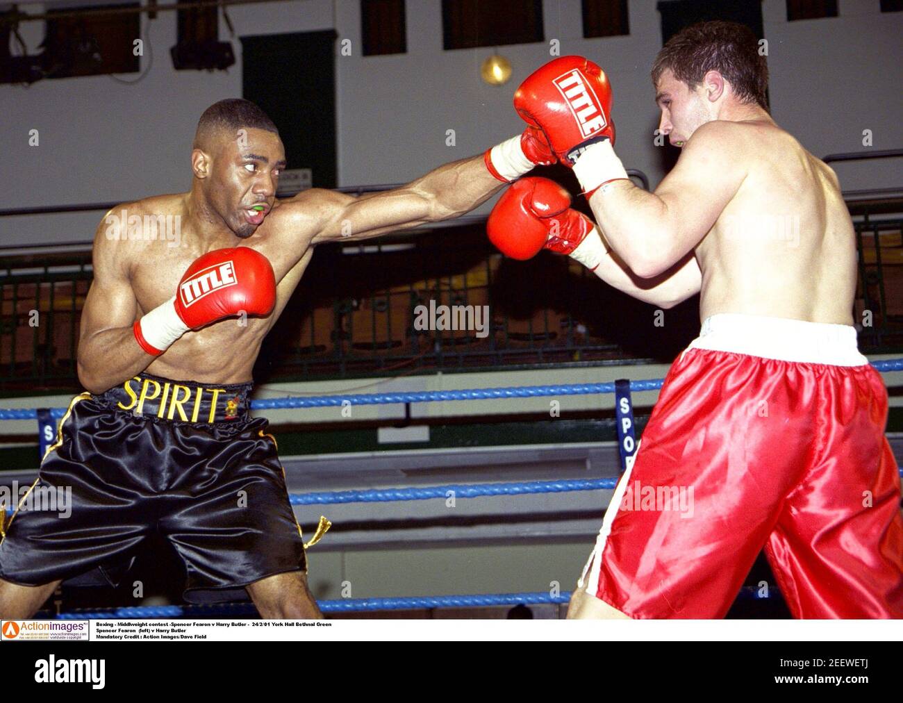 Left v hi-res stock photography and images - Alamy