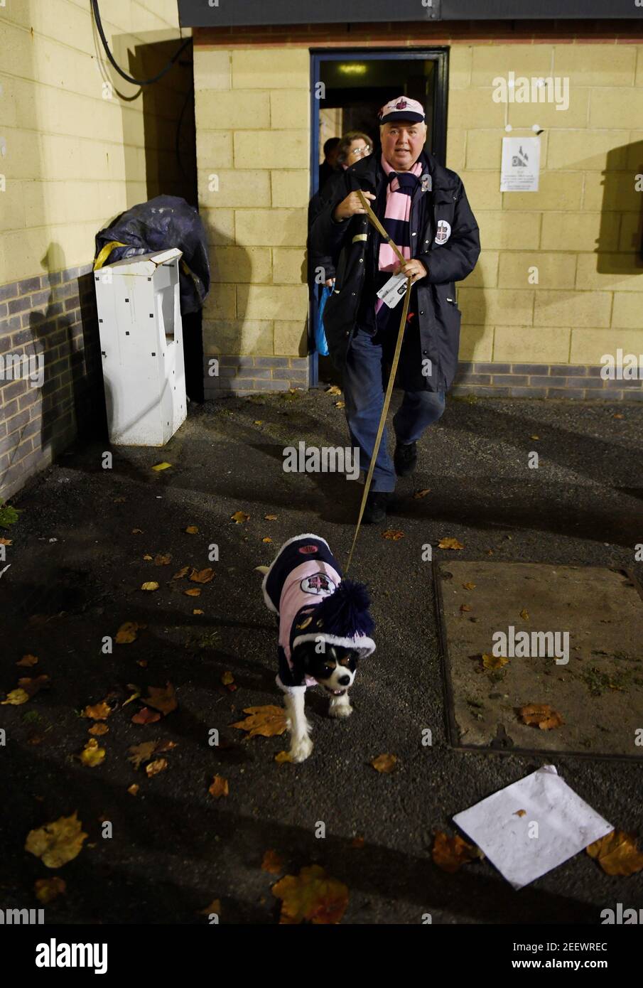 Dulwich hamlet fans hi-res stock photography and images - Alamy