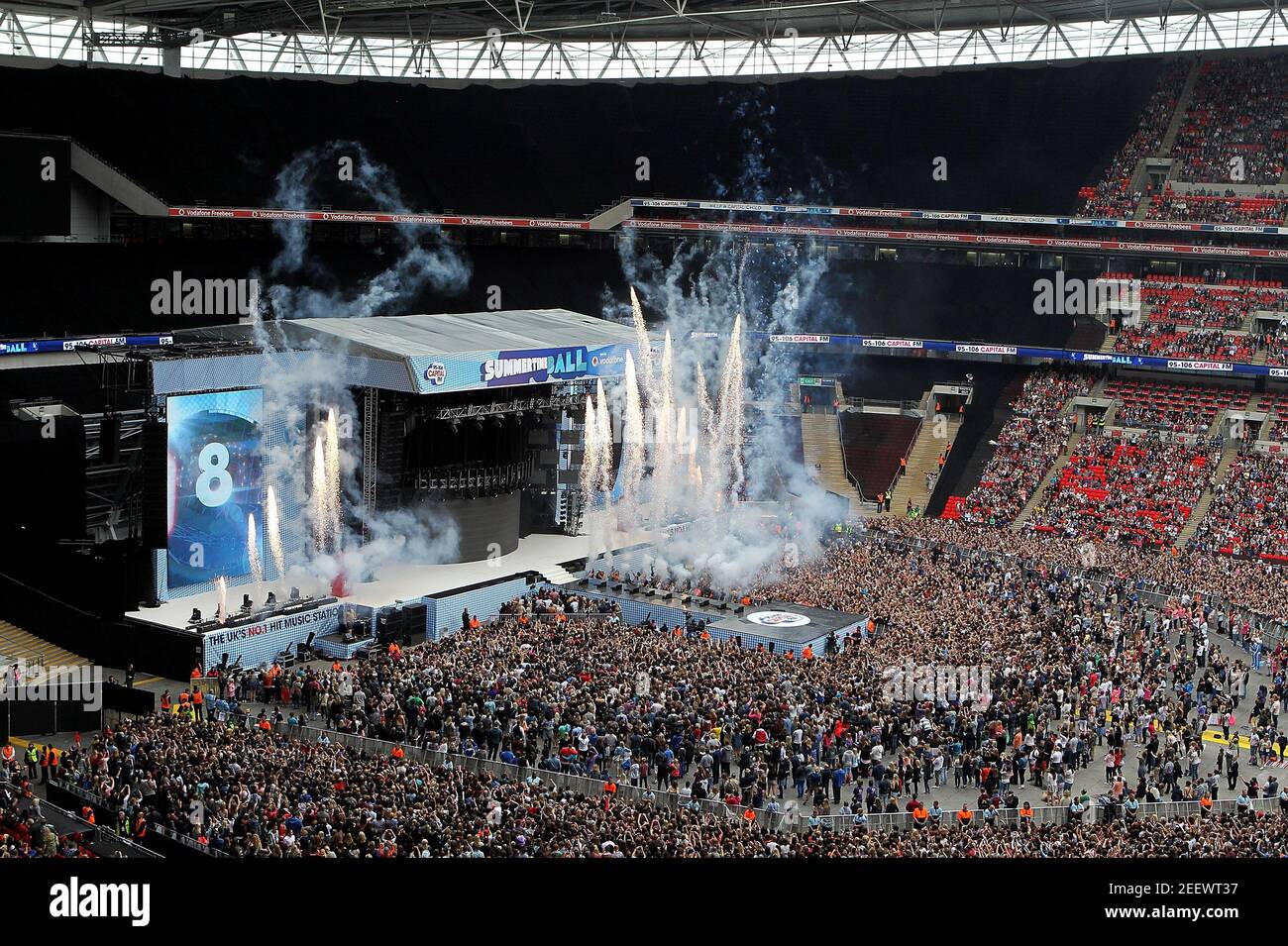 Wembley Stadium Fans Concert High Resolution Stock Photography and ...