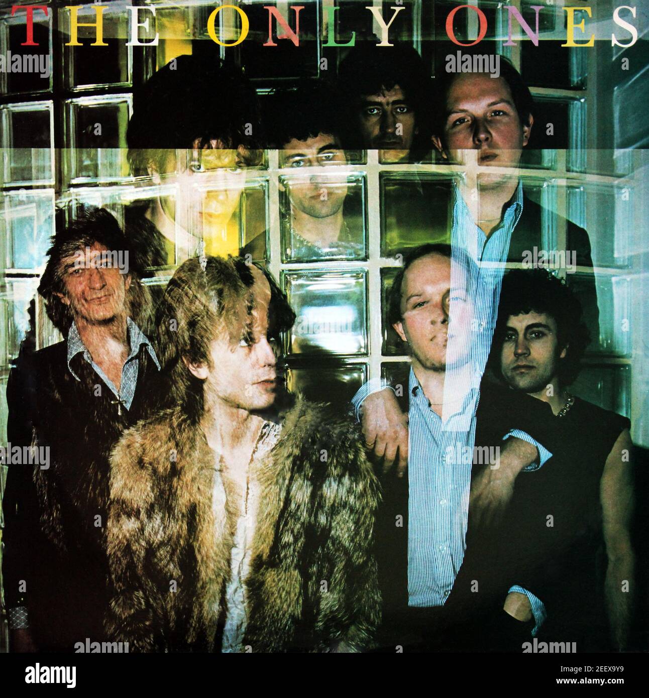 Uk album charts hi-res stock photography and images - Alamy