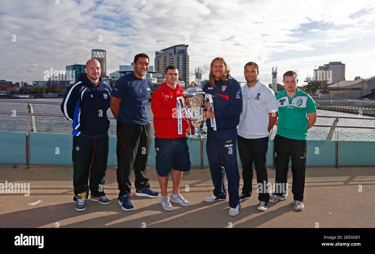 Rhys williams rugby league wales hi-res stock photography and images ...