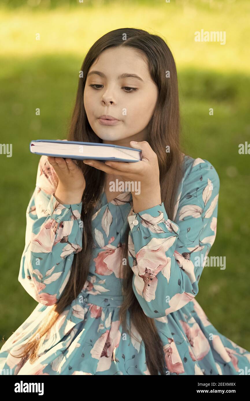 Dust off book hi-res stock photography and images - Alamy
