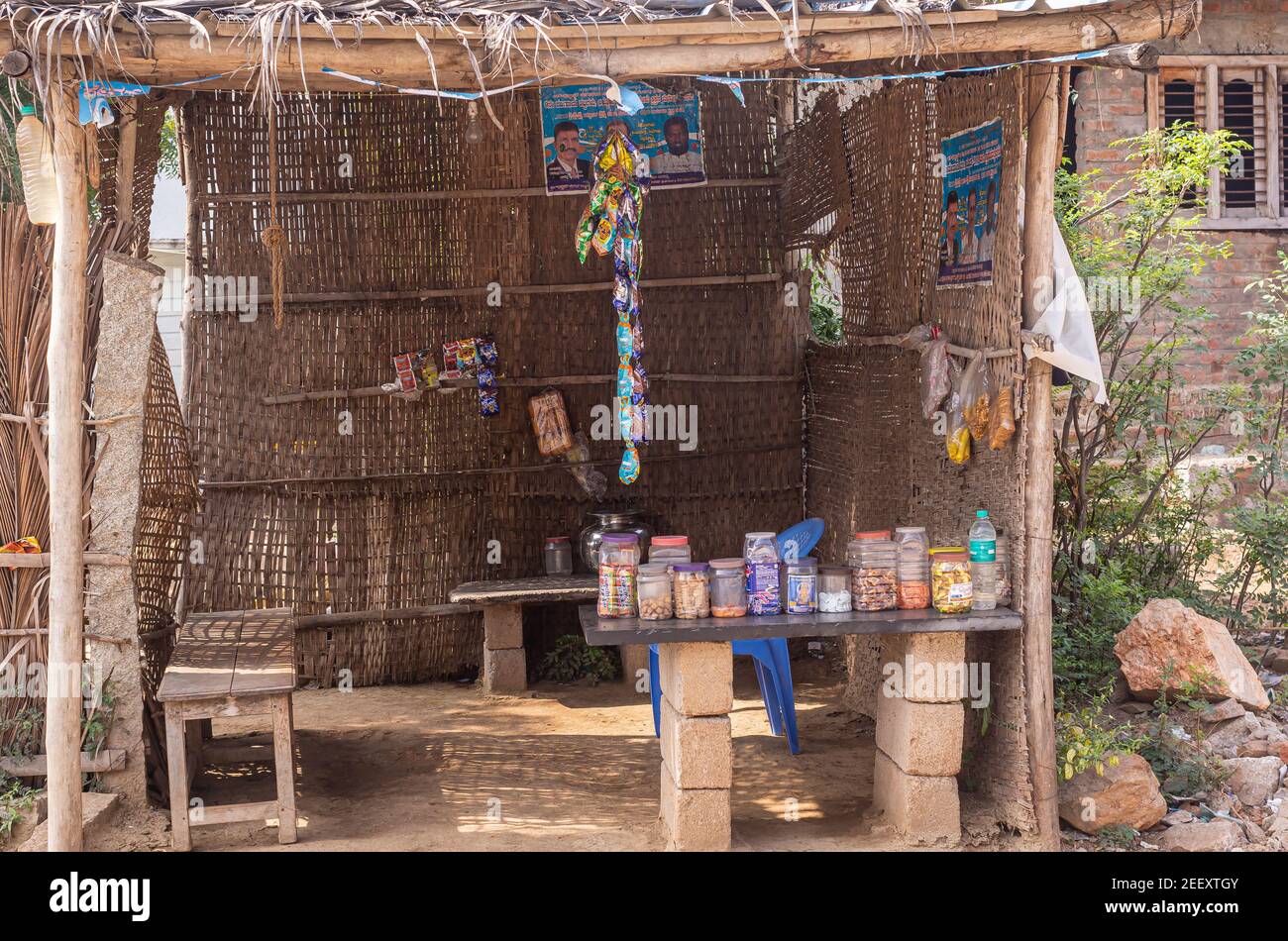 Wind protectors hi-res stock photography and images - Alamy