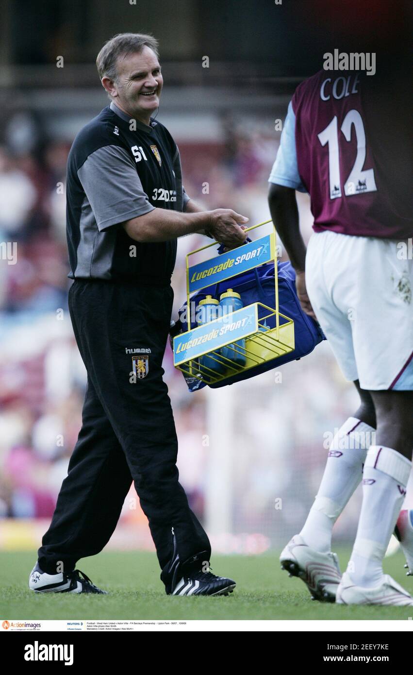 Aston villa physio hi-res stock photography and images - Alamy