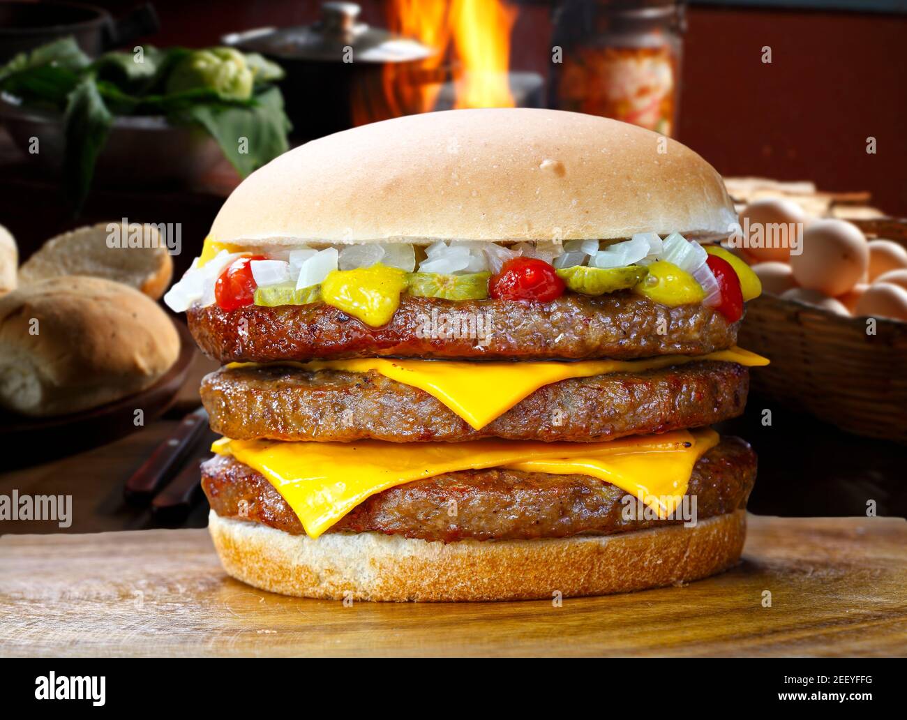 American buger hi-res stock photography and images - Alamy