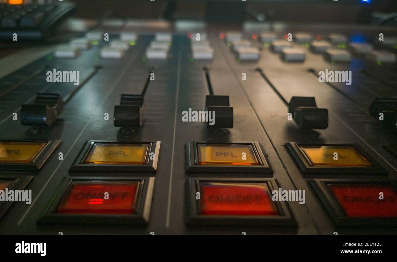 Radio control room hi-res stock photography and images - Alamy