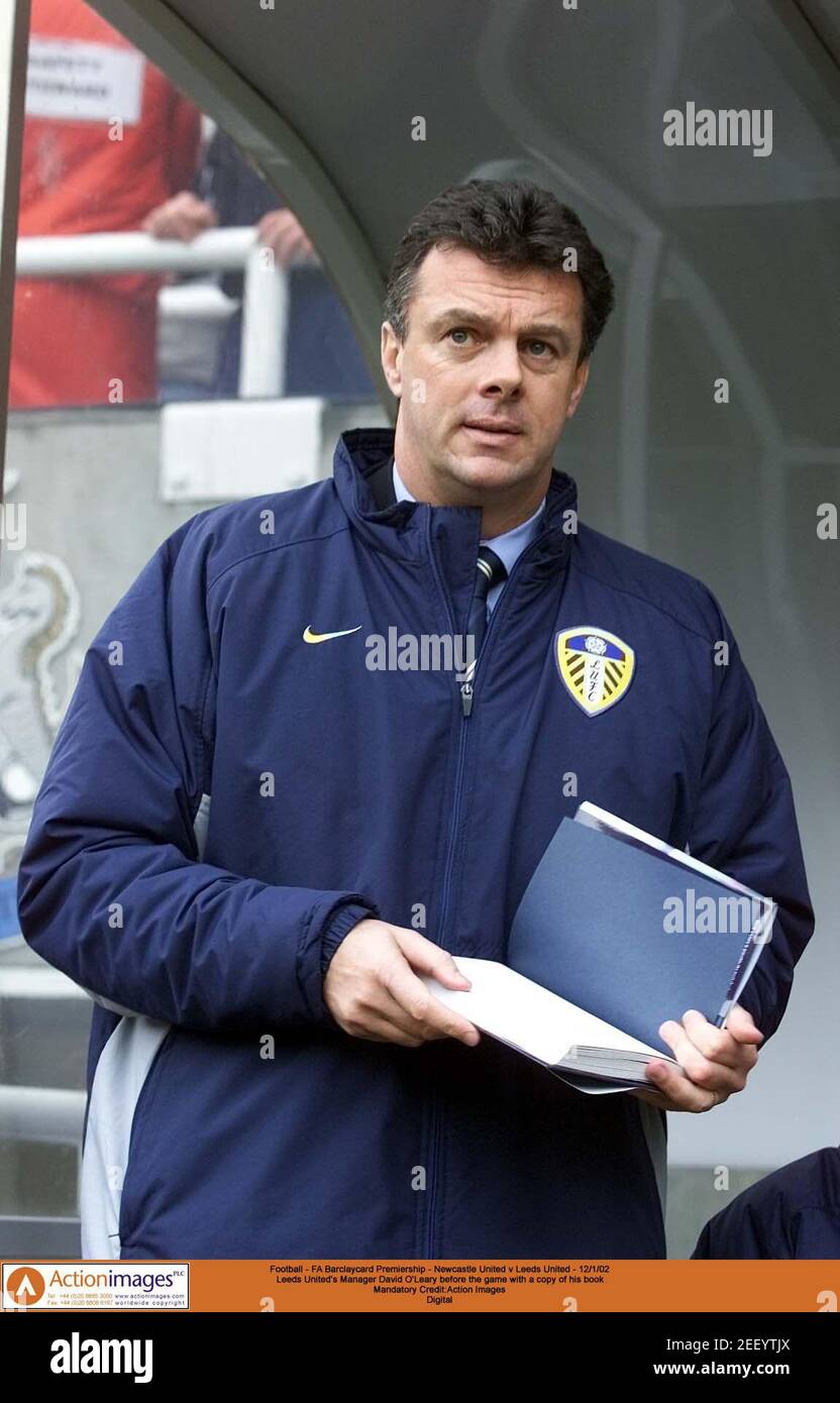 Leeds uniteds manager david oleary before the game hi-res stock ...