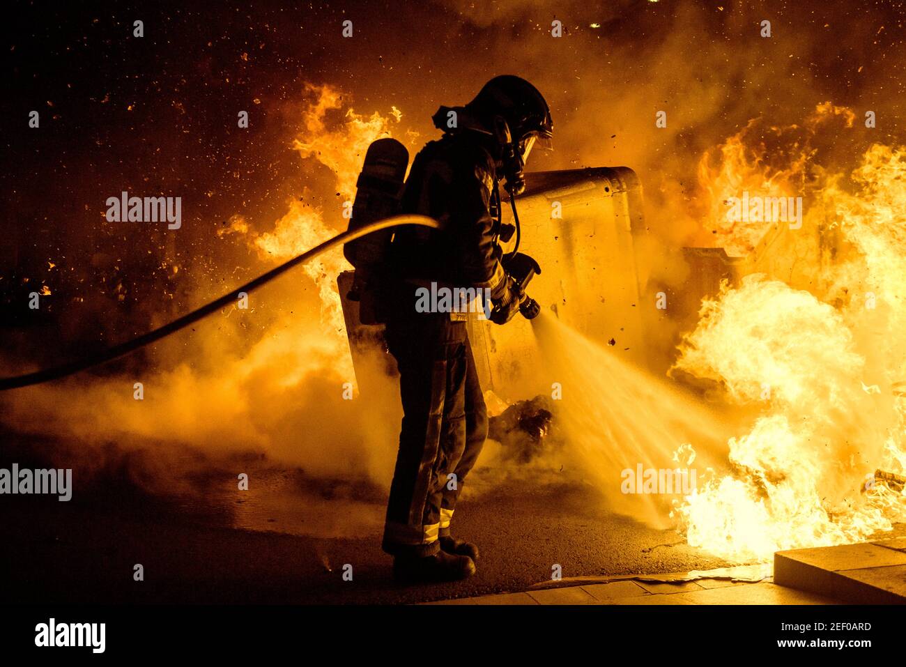 Burning barricades hi-res stock photography and images - Alamy