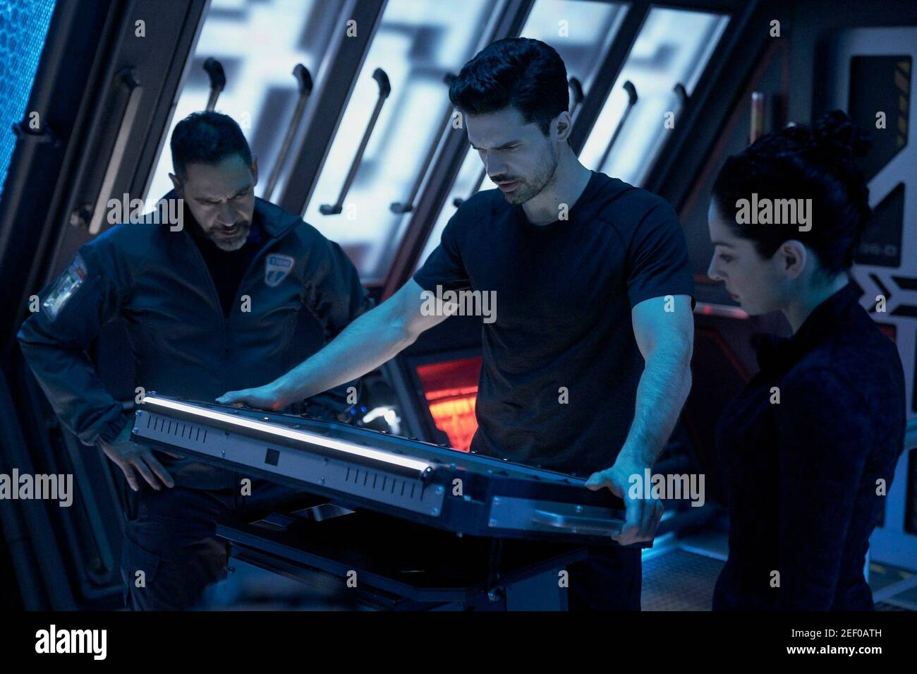 THE EXPANSE, from left: Jose Zuniga, Steven Strait, Anna Hopkins ...