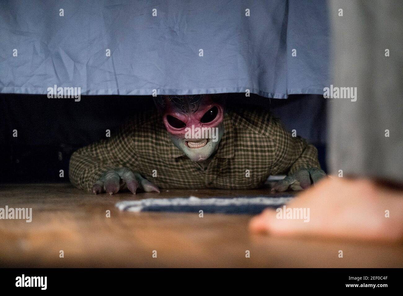 RESIDENT ALIEN, Alien Harry, Pilot', (Season 1, ep. 101, aired Jan. 27 ...