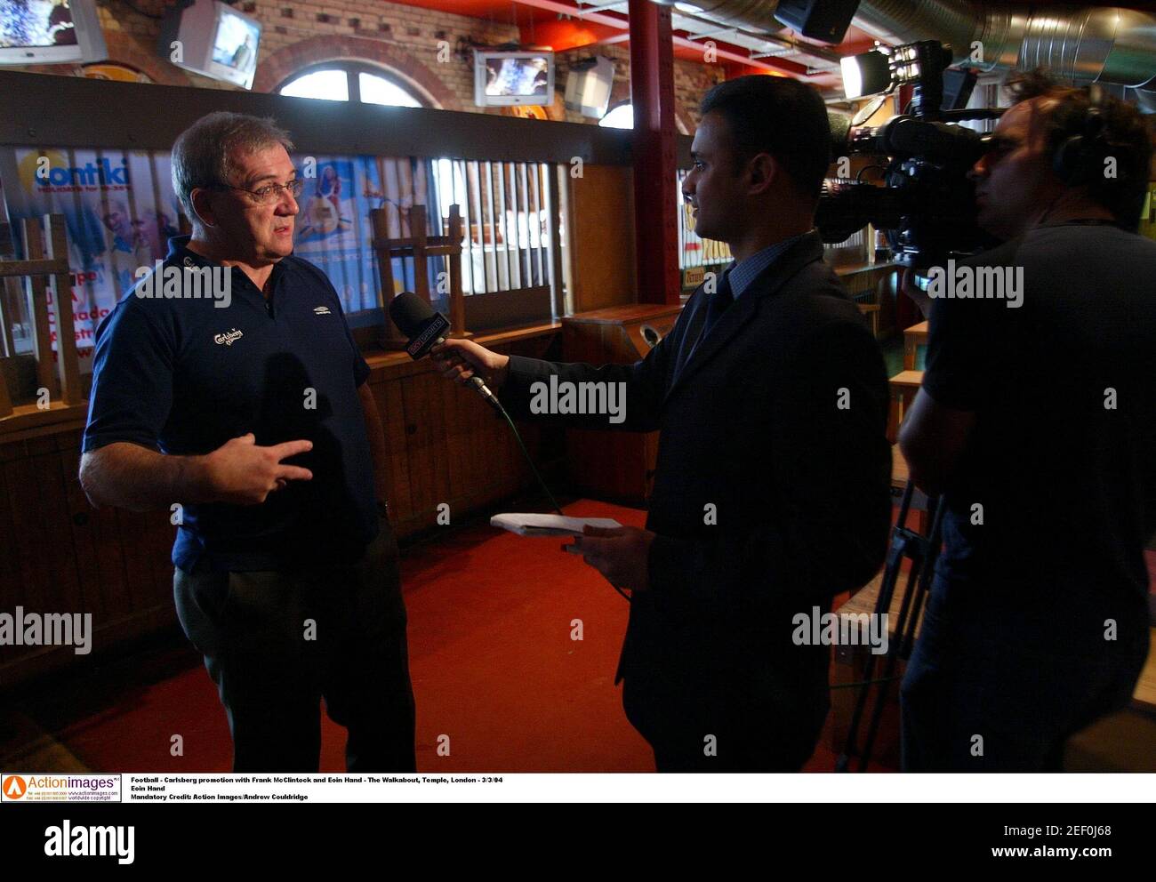 Eoin hand hi-res stock photography and images - Alamy