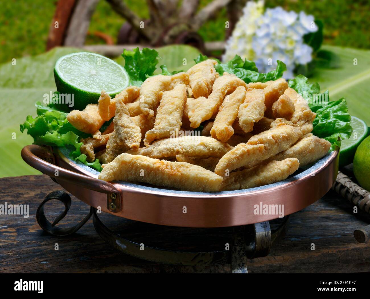 Crispy deep fried dried fish hi-res stock photography and images - Alamy