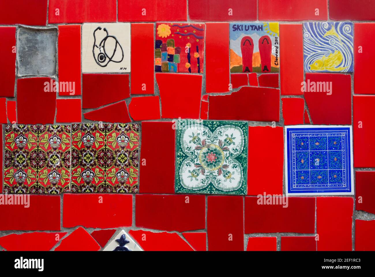 RIO DE JANEIRO, BRAZIL - JANUARY 3, 2020: The famous Stairway Selaron ...