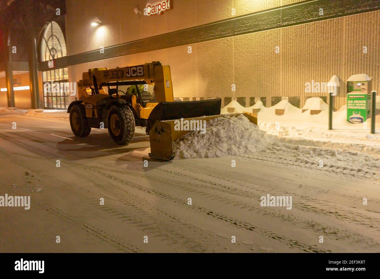 Technical department store hi-res stock photography and images - Alamy