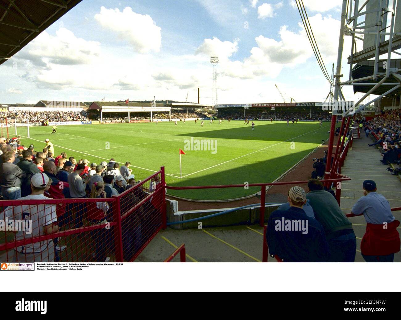 Millmoor home of rotherham united hi-res stock photography and images ...